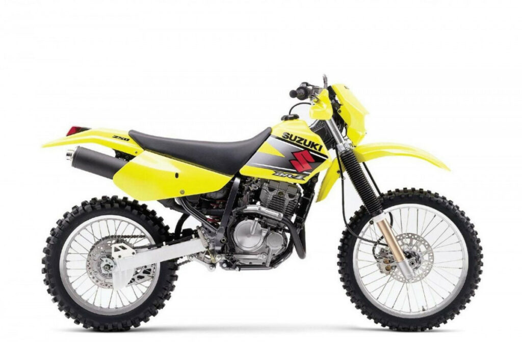 Buy Suzuki DR 350 Non ABS 2016 (New) - Exclusive Offer at Bikemart